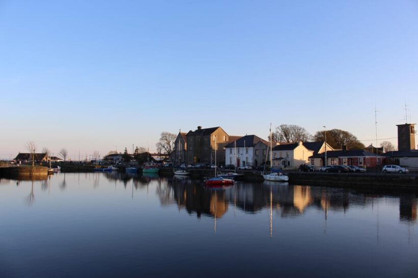 Galway City: Evening Guided Walking Tour of Galway City - Who Will Enjoy This Tour?