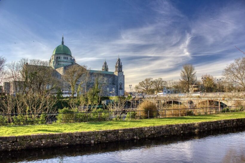 Galway: City Sightseeing Hop-On Hop-Off Bus Tour - An In-Depth Look at the Galway Sightseeing Bus Tour