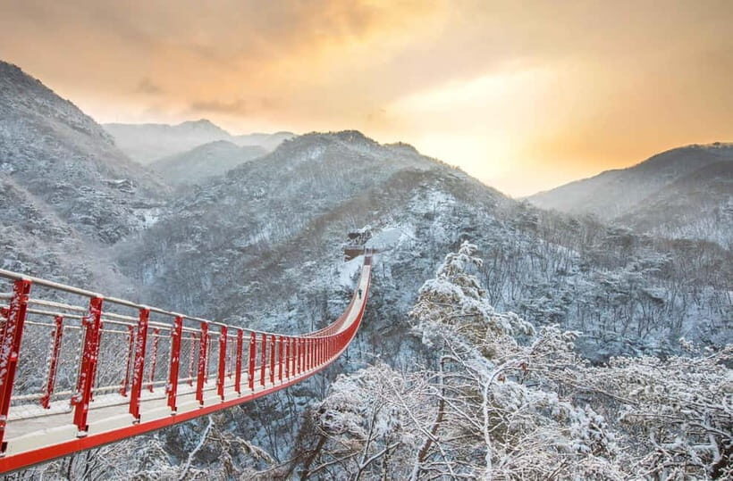 Gamaksan & IceWall Cafe & Eunpyeong HanokVillage & Jingwansa - An Overview of the Experience