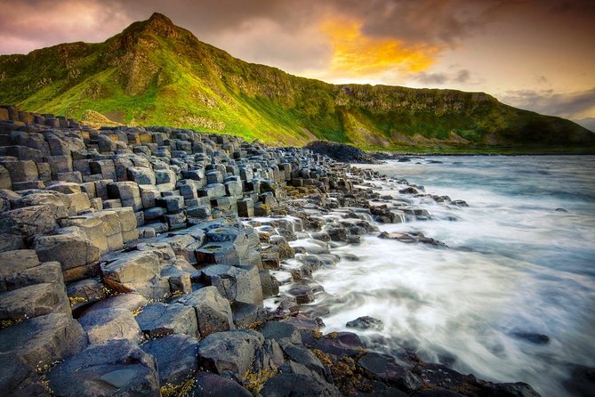 Game of Thrones and Giants Causeway Day Tour From Belfast - Tour Guides and Expertise
