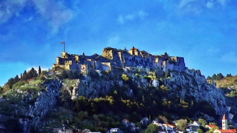 Game of Thrones Klis Fortress + Ethno Village in 8 languages - Who is This Tour Best Suited For?
