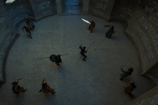 Game Of Thrones Split Walking Tour - Cancellation and Booking Policy