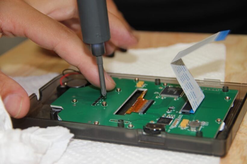 Gameboy Mod Workshop at Akihabara, Tokyo - FAQ
