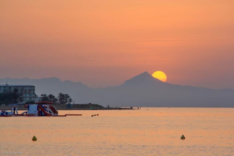Gandia: Sunset at sea from Gandia - An Honest Look at the Gandia Sunset Cruise