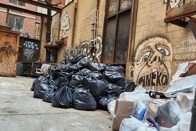 Garbage and Rats in New York City Walking Tour - An In-Depth Look at the Tour Experience