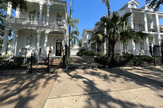 Garden District Architecture Walking Tour in New Orleans - What to Expect on This Tour
