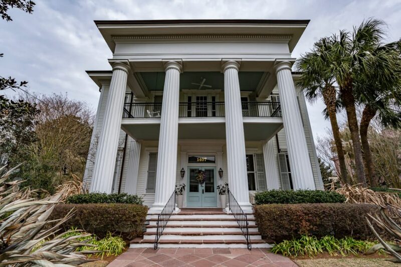 Garden District Walking Tour - What Makes This Tour Stand Out?