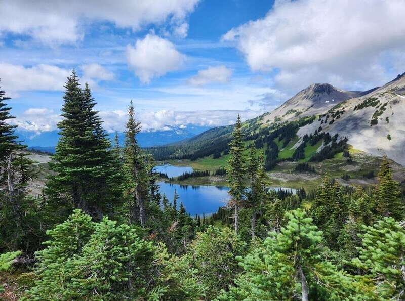 Garibaldi Lake/ Hiking Day Trip - An In-Depth Look at the Garibaldi Lake Day Trip