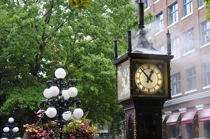 Gastown Pub Crawl - Gastown Pub Crawl Review: A Fun, Friendly Night in Vancouver’s Historic District