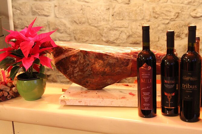 Gastro and History Jewels Experience in Split - Starters: Dalmatian Specialties and Seafood