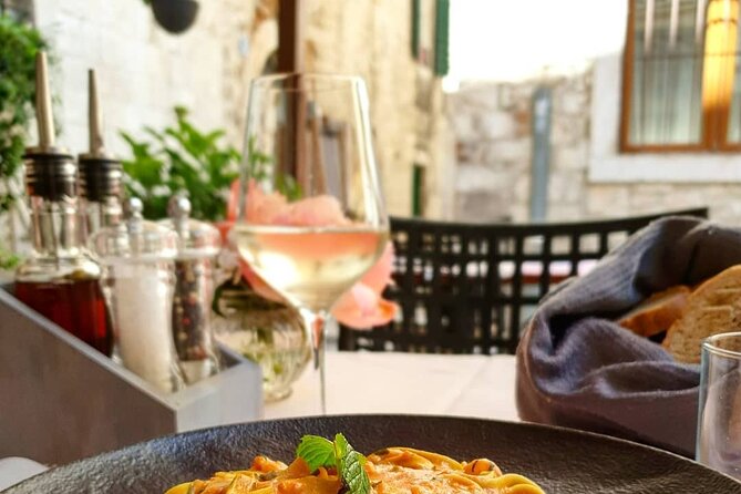 Gastro and History Jewels Experience in Split - Main Courses: Gnocchi and Brodetto