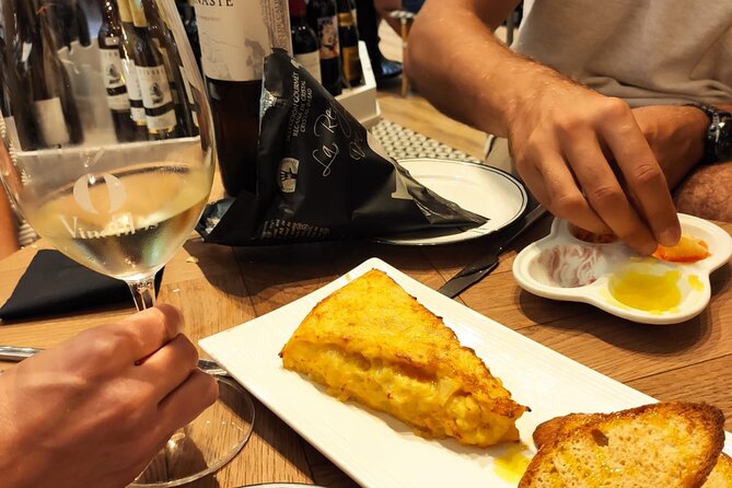 Gastronomic Bike Tour through Las Palmas at Night - The Sum Up