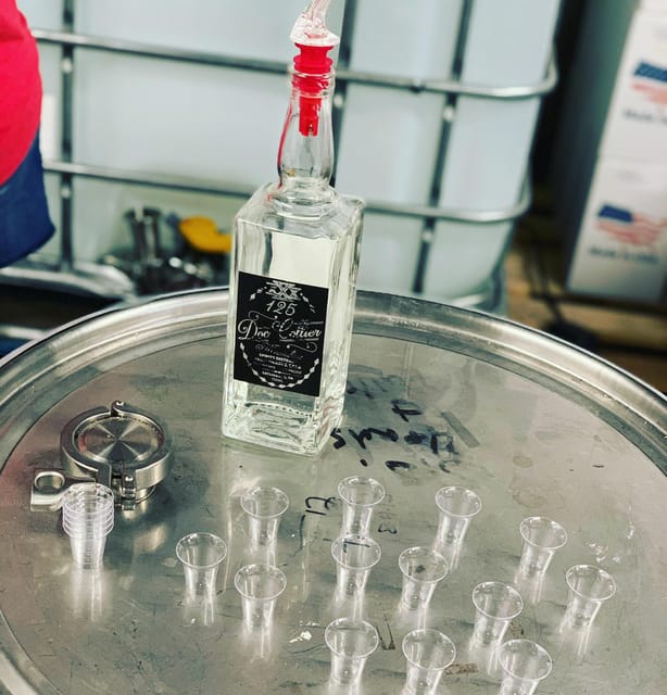 Gatlinburg: Wine and Moonshine Walking Tour with Tastings - The Sum Up