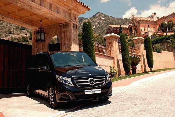 Gatwick to Southampton Private Taxi Transfers - Meeting Points and Ease of Access