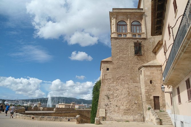 Gaudí and Modernist Art: Guided Tour in Palma de Mallorca - FAQs
