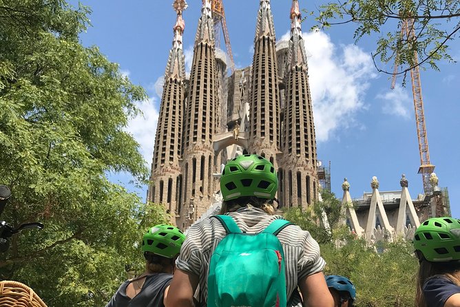Gaudi E-Bike Tour in Barcelona - Exploring Gaudís Masterpieces