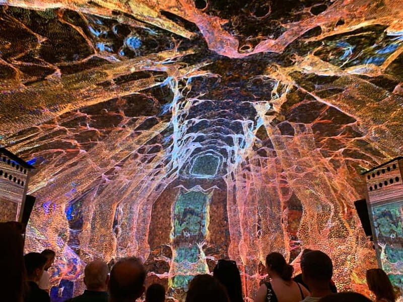 Gaudi's legacy. Exclusive tour to Park Güell and Casa Batlló - Key Points