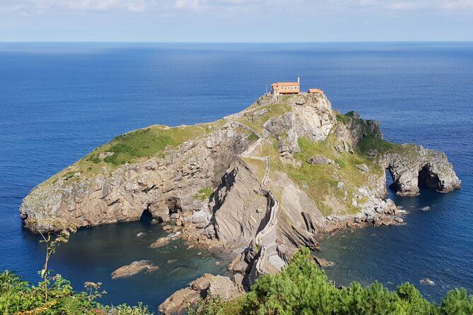 Gaztelugatxe, Mundaka and Gernika Tour from Bilbao - FAQ
