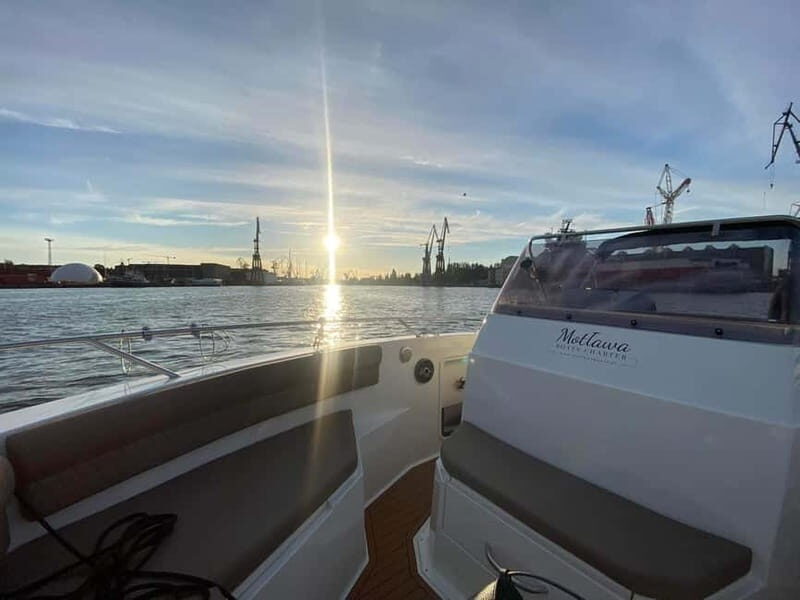 Gdansk: Cruise on the Motlawa River with Glass of Wine - An In-Depth Look at the Gdansk River Cruise