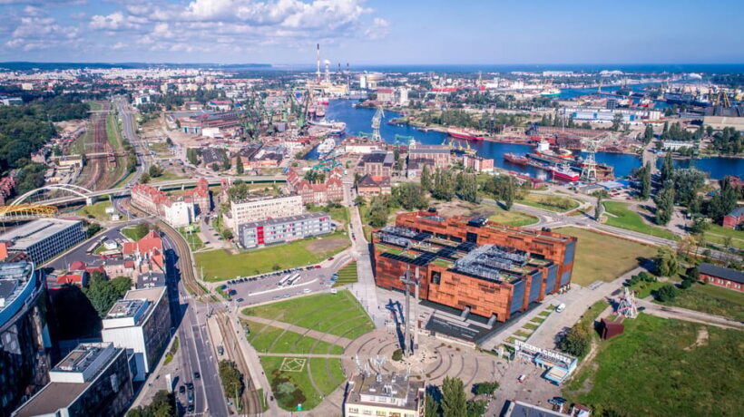 Gdansk: European Solidarity Centre Guided Tour - Who Should Consider This Tour?