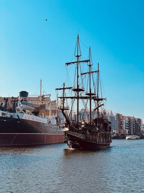 Gdansk: Guided Round-Trip Cruise to Westerplatte - FAQs