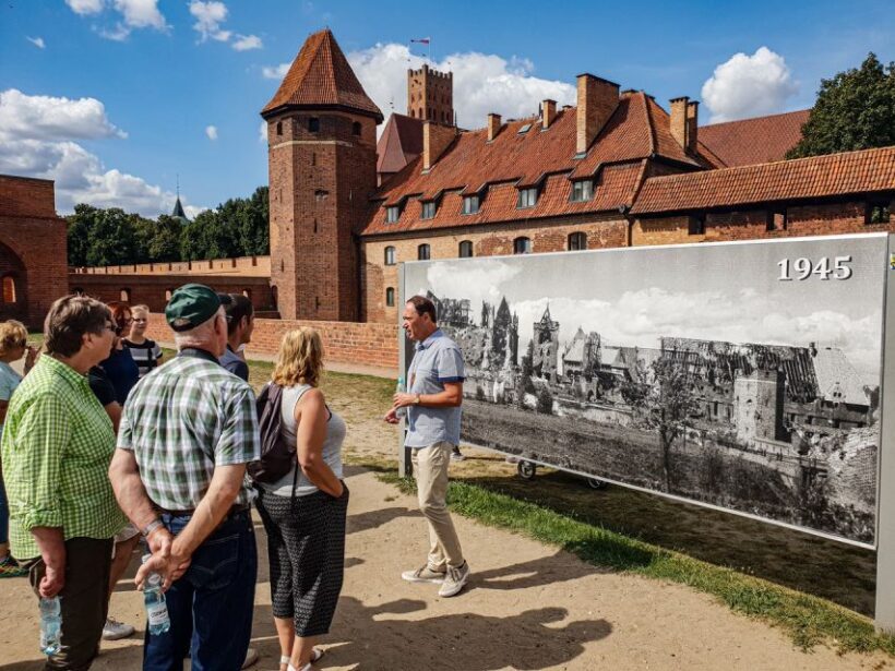 Gdansk: Malbork Castle & Westerplatte Tour with Local Lunch - Key Points