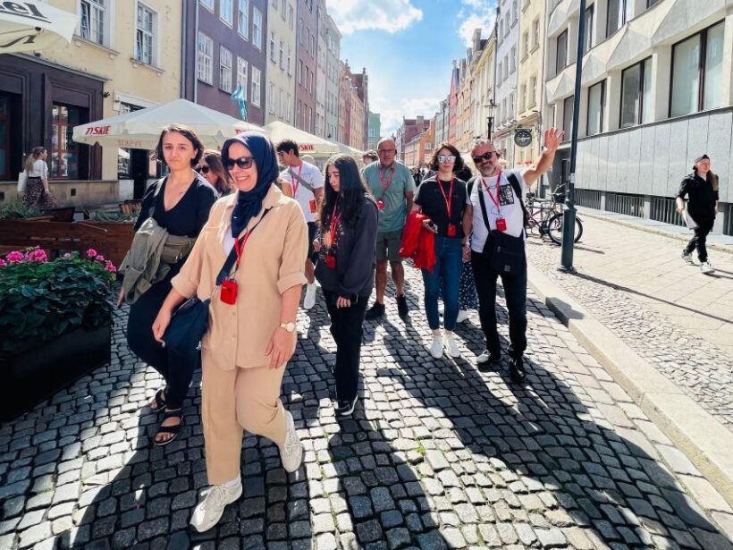 Gdansk: Private Old Town Tour - Practical Tips and Considerations