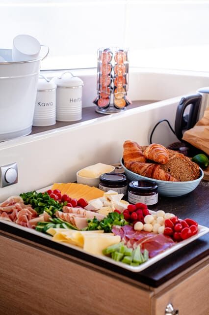 Gdansk/Sopot: Breakfast Cruise on a Catamaran - Additional Considerations