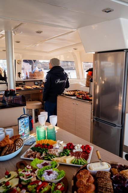 Gdansk/Sopot: Breakfast Cruise on a Catamaran - The Sum Up