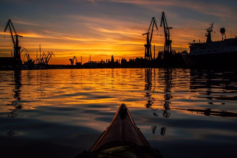 Gdansk: Sunset Kayak Tour - An Unusual Way to See Gdansk