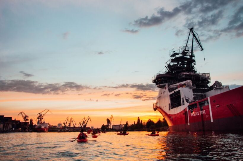 Gdansk: Sunset Kayak Tour - Authentic Experiences and Traveler Feedback