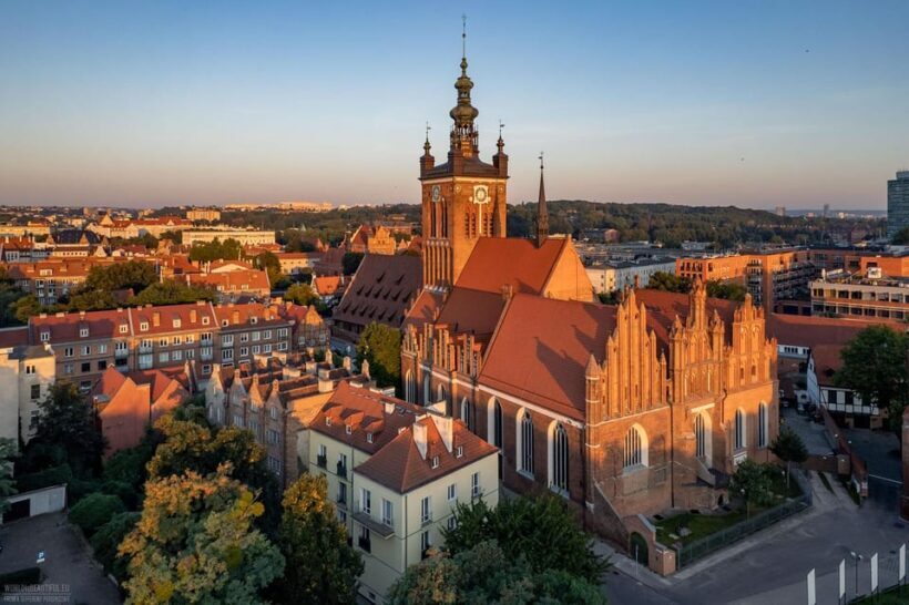Gdansk: The 3 Tenors & Soprano Concert - Key Points