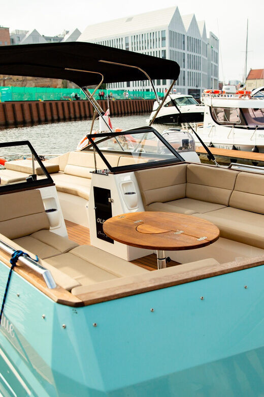 Gdask : Catamaran River Cruise - Why the 1-Hour Cruise Works