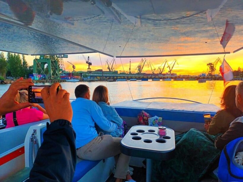 Gdask: Motawa River Eco Cruise at Sunset with Prosecco - Practical Tips for Travelers