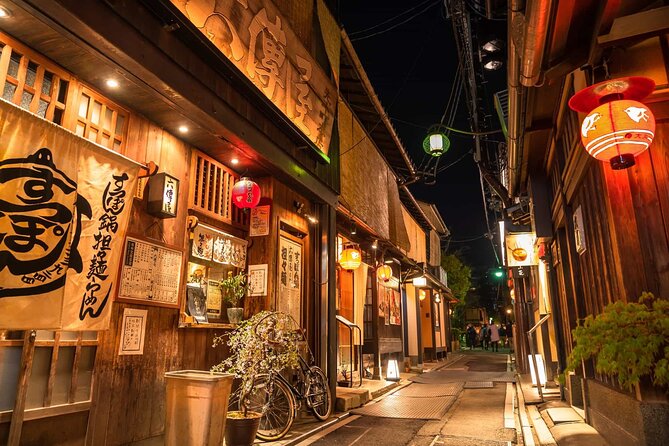 Geisha Streets & Real Kyoto Magical Night (w/Kyoto Snack) - Guide and Experience