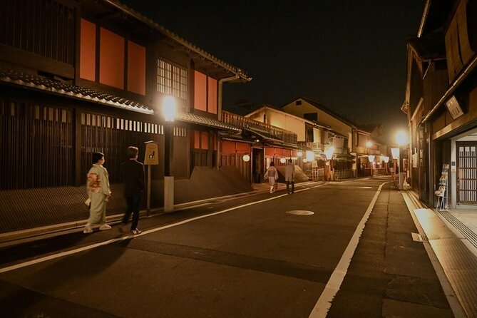 Geisha Streets & Real Kyoto Magical Night (w/Kyoto Snack) - Evening Timing and Sunset Views