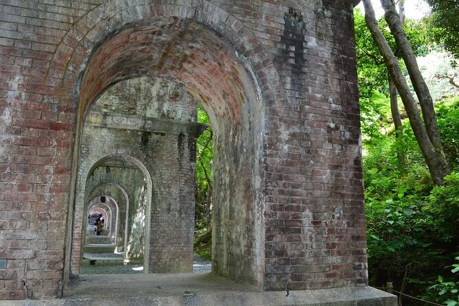 GEMS of EAST KYOTO on a BIKE! - Exploring Gion
