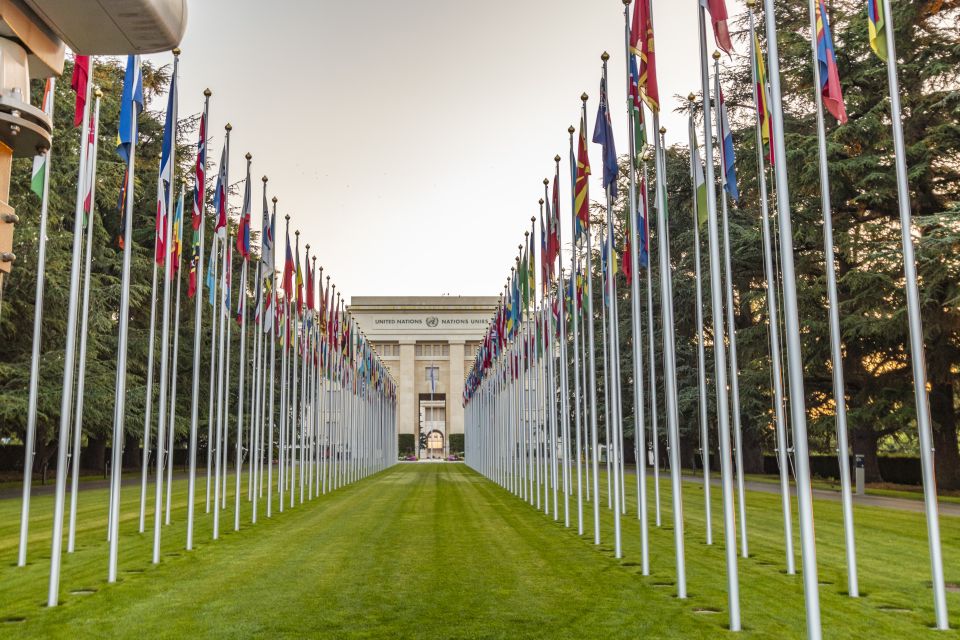 Geneva: Capture the Most Photogenic Spots With a Local - Since You Asked