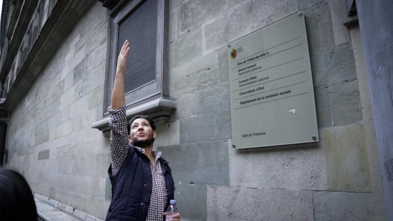 Geneva Complete Tour. Hotel PICK-UP, UN Area & the Old City - Discovering the Old City Landmarks