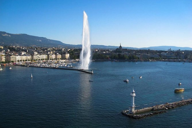 Geneva Highlights 2-Hour Introductory Tour - International District and Lake Geneva
