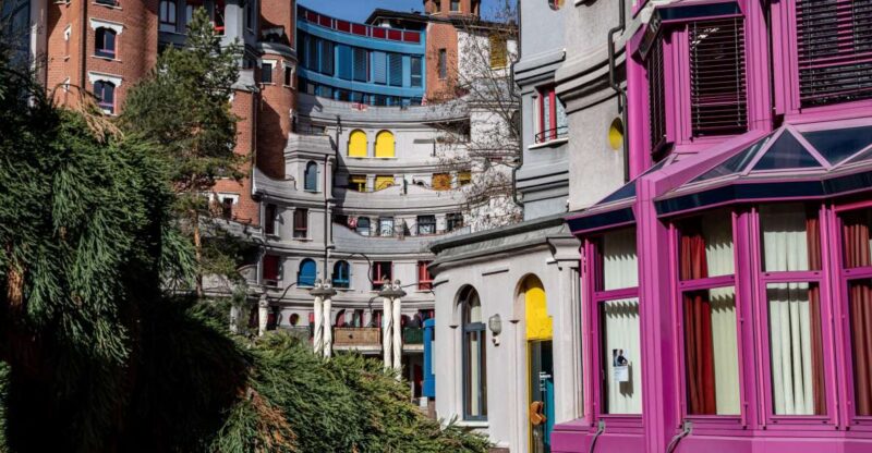 Geneva: Insta-Perfect Walk With a Local - Key Points