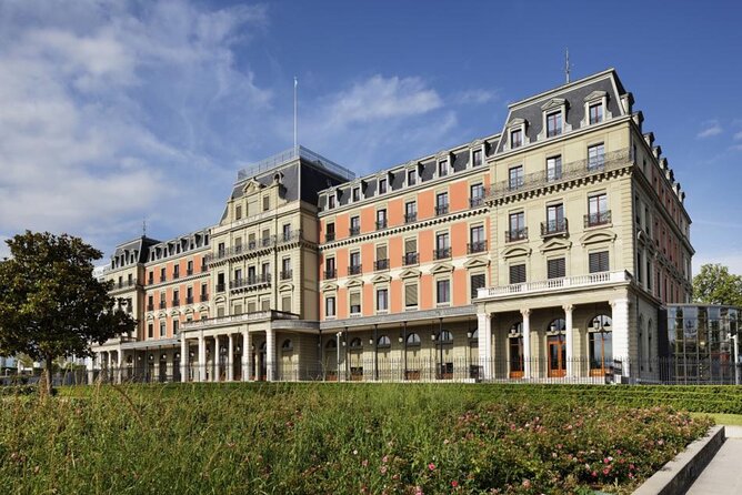 Geneva (International District) City Sights Self-Guided Tour - Detailed Breakdown of the Itinerary