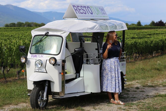 Geneva Panoramic & Tasting Vineyards Tour in an Tuk Tuk - Meeting and Pickup