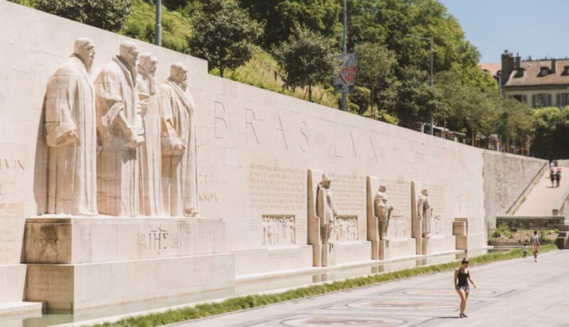 Geneva Private City Tour With Optional Boat Cruise - Key Attractions