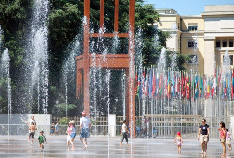 Geneva Private City Tour With Optional Boat Cruise - Discover the United Nations and World Peace Organizations Area