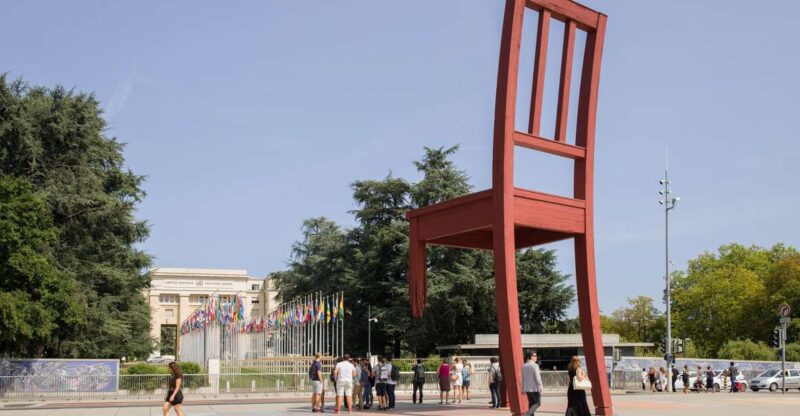 Geneva Uncovered: Scenic Open-Top Sightseeing Bus Tour - Iconic Landmarks and Scenic Views