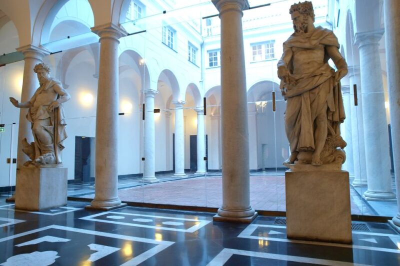 Genoa: 2-Hour Guided Walking Tour of the Historical Center - Discovering Genoa’s Historic Center in Depth