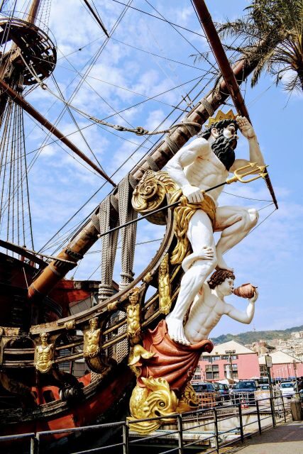 Genoa - Private Historic Walking Tour - Coastal Charm: Porto Antico