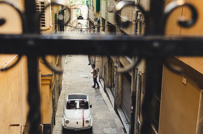 Genoa: Secret Corners Photography Tour and Traditional Snack - Real Traveler Feedback