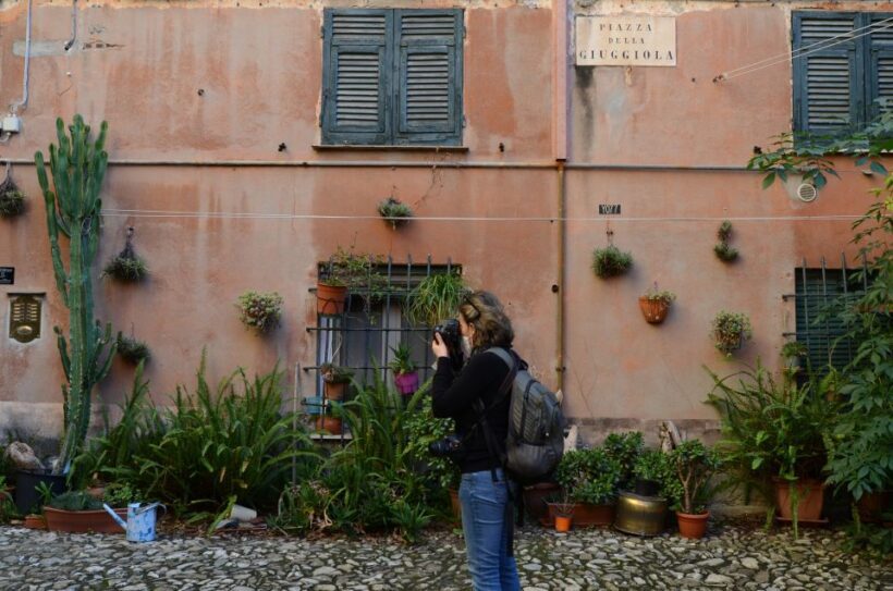 Genoa: Secret Corners Photography Tour and Traditional Snack - FAQ